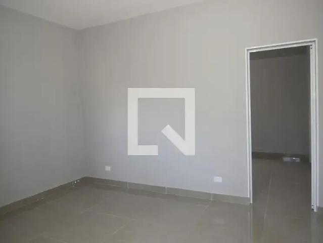 Apartamento para Locação em Embu das Artes/SP Jardim Santo Eduardo 1 Quartos
