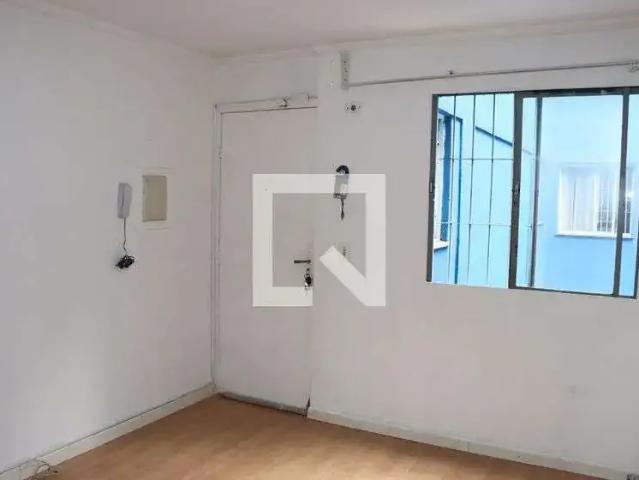 Apartamento para Locação em Embu das Artes/SP Parque Pirajussara 2 Quartos