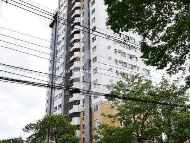 Apartamento para Locação em Foz do Iguaçu/PR Centro 3 Quartos