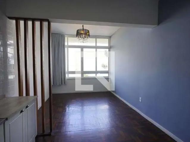 Apartamento para Locação em Florianópolis/SC Coqueiros 3 Quartos