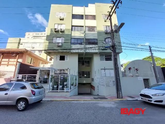 Apartamento para Locação em Florianópolis/SC Coqueiros 3 Quartos