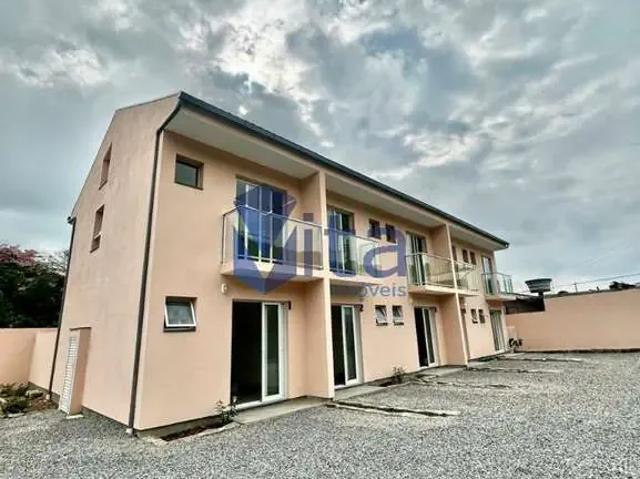 Apartamento para Locação em Florianópolis/SC Cachoeira do Bom Jesus 2 Quartos