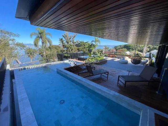Apartamento para Locação em Florianópolis/SC Cacupé 2 Quartos