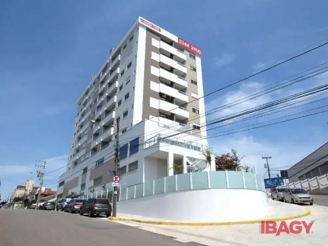 Apartamento para Locação em Florianópolis/SC Capoeiras 2 Quartos