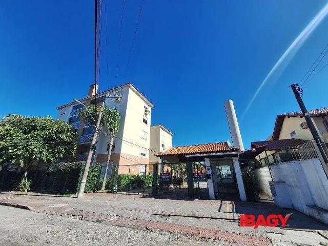 Apartamento para Locação em Florianópolis/SC Capoeiras 3 Quartos