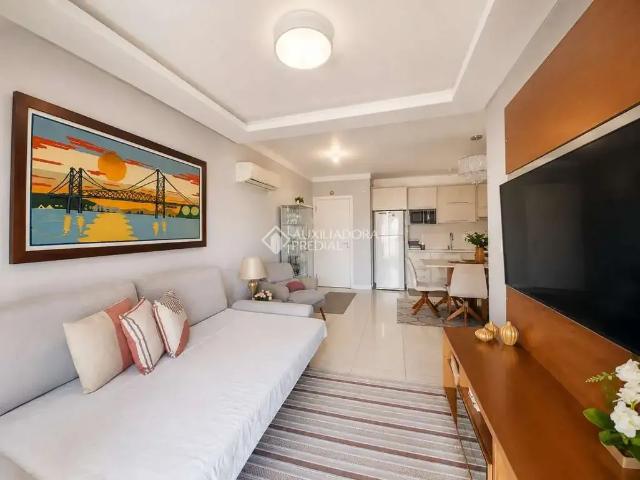 Apartamento para Locação em Florianópolis/SC Capoeiras 3 Quartos
