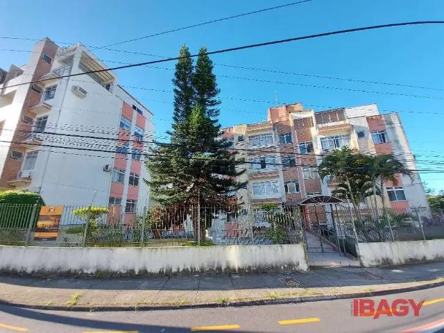 Apartamento para Locação em Florianópolis/SC Carvoeira 2 Quartos