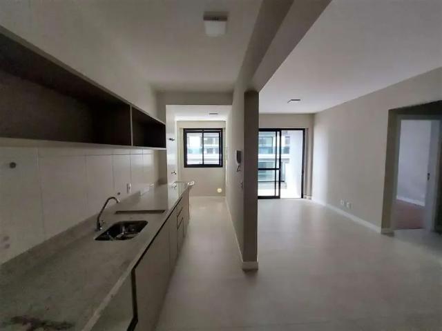 Apartamento para Locação em Florianópolis/SC Centro 2 Quartos