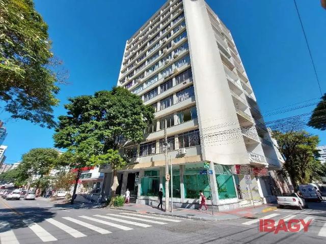 Apartamento para Locação em Florianópolis/SC Centro 2 Quartos