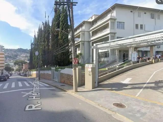Apartamento para Locação em Florianópolis/SC Centro 2 Quartos