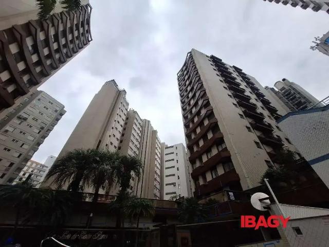 Apartamento para Locação em Florianópolis/SC Centro 2 Quartos