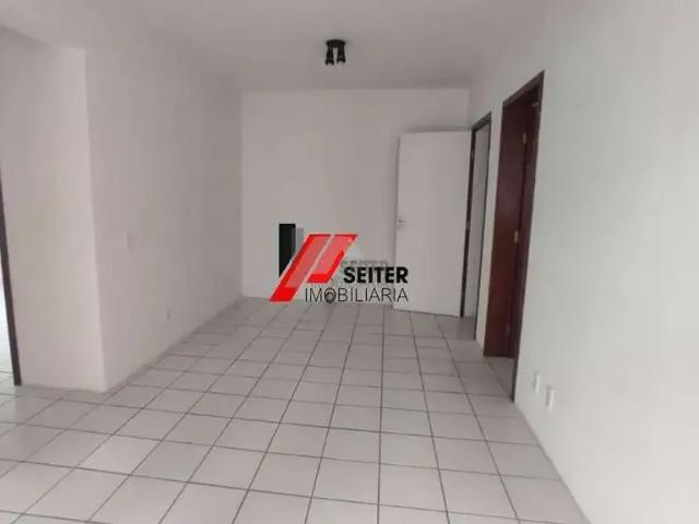 Apartamento para Locação em Florianópolis/SC Centro 2 Quartos