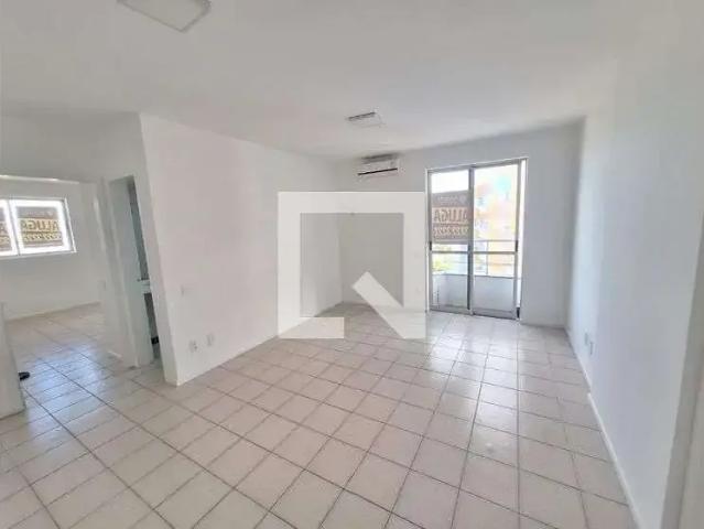 Apartamento para Locação em Florianópolis/SC Centro 2 Quartos