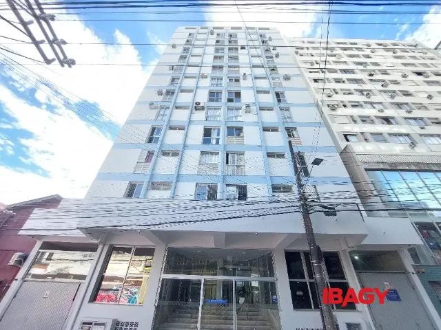 Apartamento para Locação em Florianópolis/SC Centro 2 Quartos