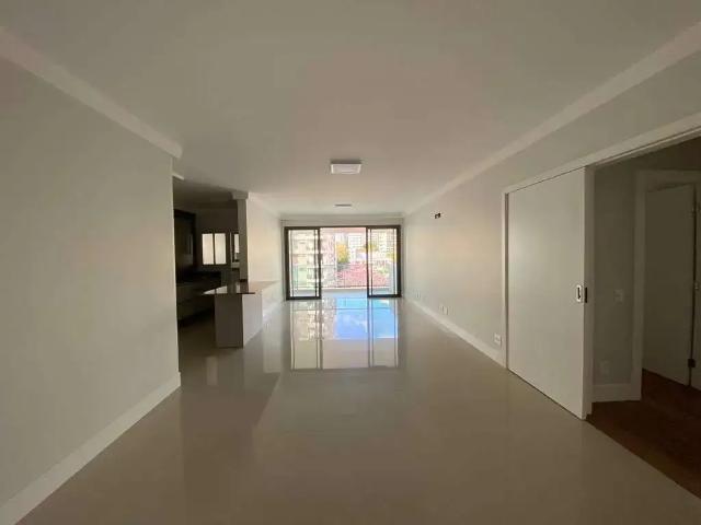 Apartamento para Locação em Florianópolis/SC Centro 3 Quartos