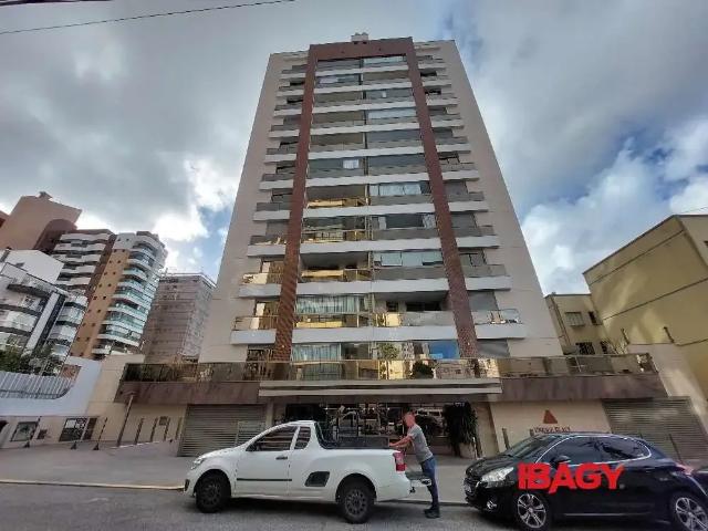 Apartamento para Locação em Florianópolis/SC Centro 3 Quartos