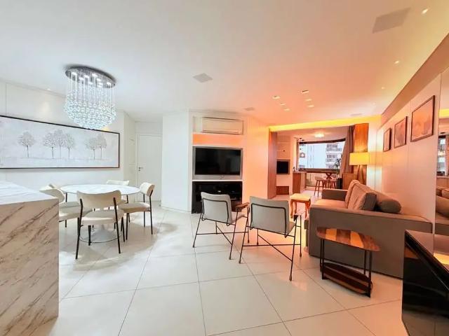 Apartamento para Locação em Florianópolis/SC Centro 3 Quartos
