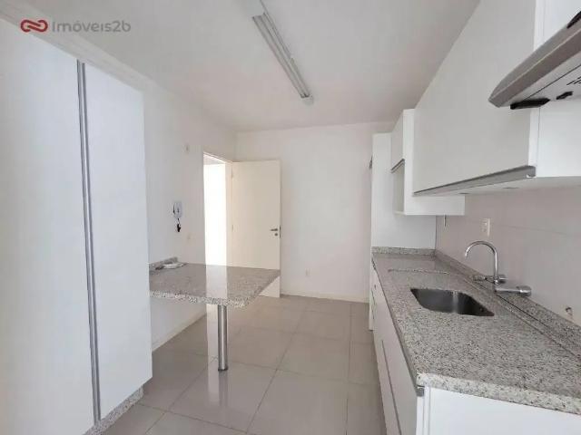 Apartamento para Locação em Florianópolis/SC Centro 3 Quartos