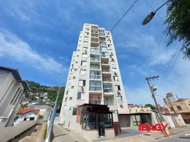 Apartamento para Locação em Florianópolis/SC Centro 3 Quartos