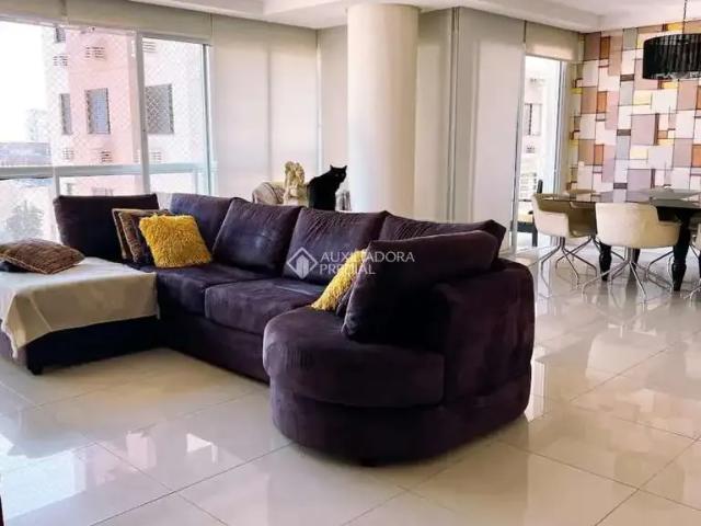 Apartamento para Locação em Florianópolis/SC Centro 4 Quartos