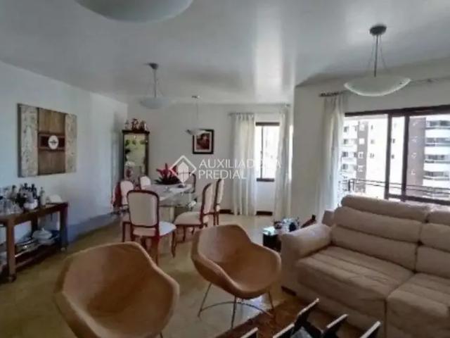 Apartamento para Locação em Florianópolis/SC Centro 4 Quartos