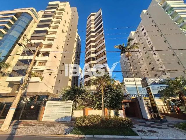 Apartamento para Locação em Florianópolis/SC Centro 4 Quartos