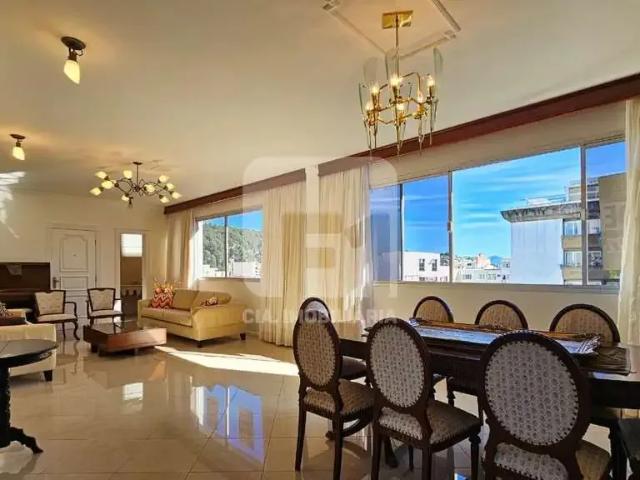 Apartamento para Locação em Florianópolis/SC Centro 4 Quartos