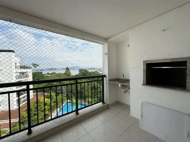 Apartamento para Locação em Florianópolis/SC Abraão 3 Quartos