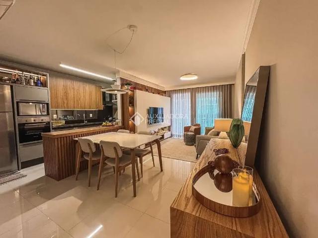 Apartamento para Locação em Florianópolis/SC Agronômica 2 Quartos