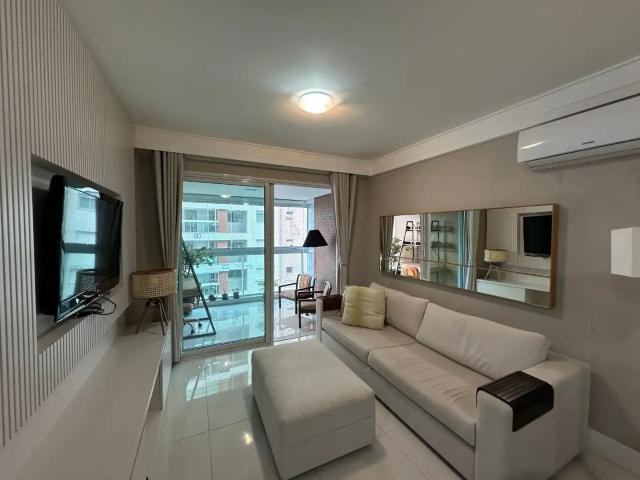 Apartamento para Locação em Florianópolis/SC Agronômica 2 Quartos