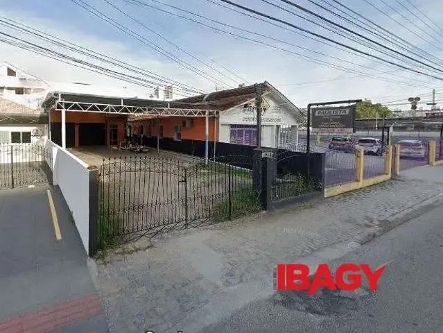 Apartamento para Locação em Florianópolis/SC Estreito 2 Quartos