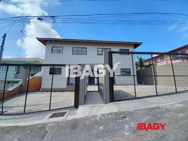 Apartamento para Locação em Florianópolis/SC Ingleses do Rio Vermelho 2 Quartos