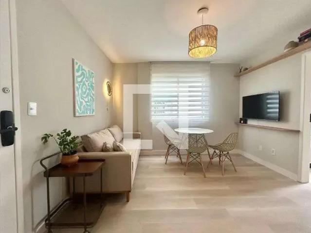 Apartamento para Locação em Florianópolis/SC Itacorubi 2 Quartos