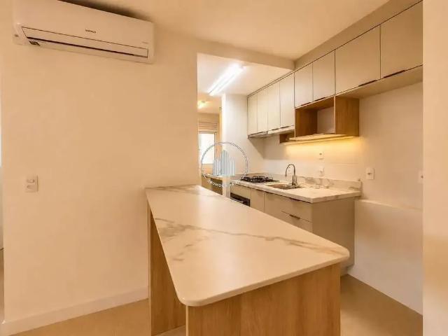 Apartamento para Locação em Florianópolis/SC Itacorubi 2 Quartos