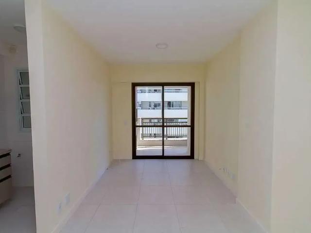 Apartamento para Locação em Florianópolis/SC Itacorubi 2 Quartos
