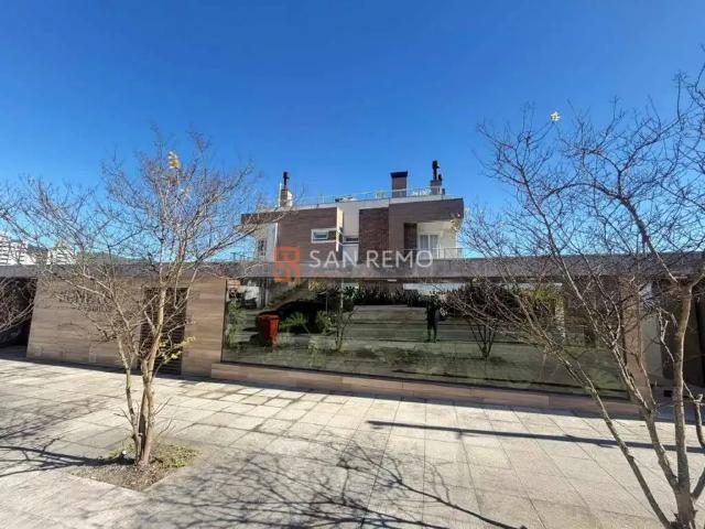 Apartamento para Locação em Florianópolis/SC Itacorubi 2 Quartos
