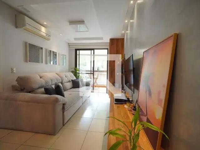 Apartamento para Locação em Florianópolis/SC Itacorubi 2 Quartos