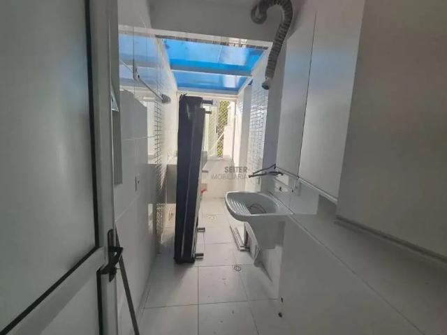 Apartamento para Locação em Florianópolis/SC Itacorubi 3 Quartos