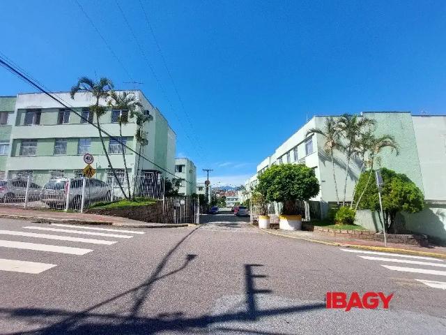 Apartamento para Locação em Florianópolis/SC Jardim Atlântico 2 Quartos