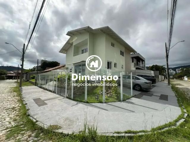 Apartamento para Locação em Florianópolis/SC Parque São Jorge 2 Quartos