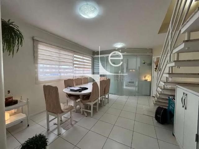 Apartamento para Locação em Florianópolis/SC Trindade 3 Quartos