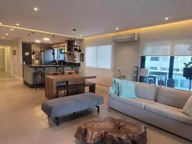 Apartamento para Locação em Guarujá/SP Enseada 4 Quartos