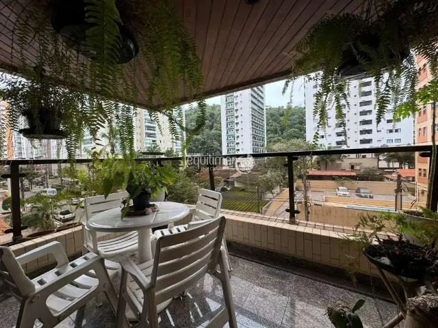 Apartamento para Locação em Guarujá/SP Pitangueiras 3 Quartos
