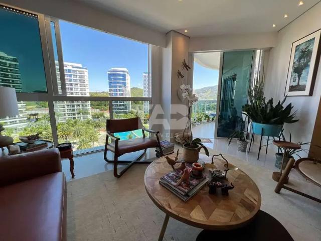Apartamento para Locação em Itajaí/SC Praia Brava 5 Quartos