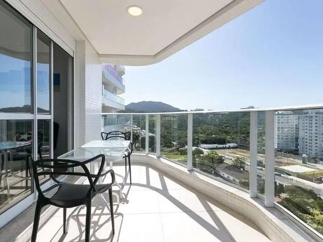 Apartamento para Locação em Itajaí/SC Praia Brava 2 Quartos