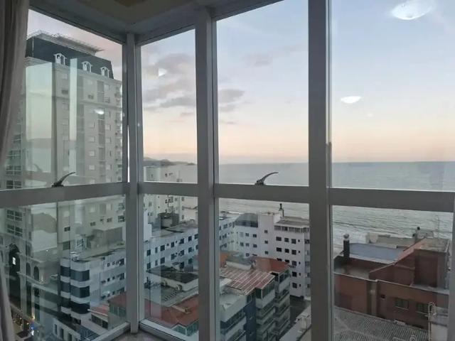 Apartamento para Locação em Itapema/SC Meia Praia 4 Quartos