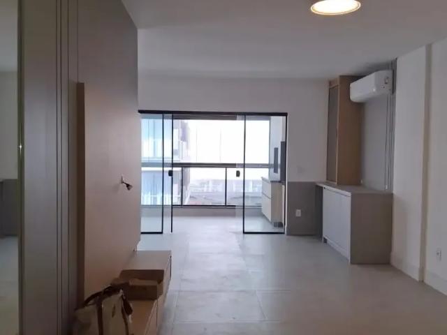 Apartamento para Locação em Itapema/SC Meia Praia 4 Quartos