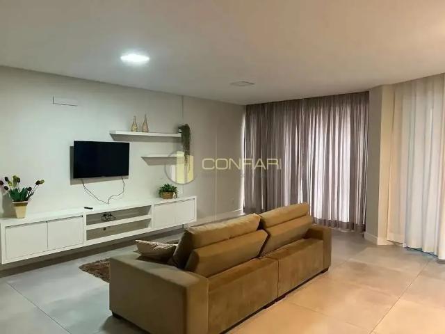 Apartamento para Locação em Itapema/SC Meia Praia 4 Quartos