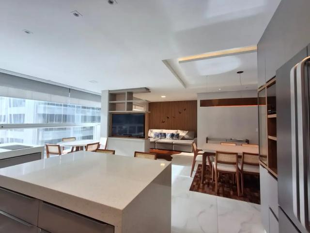 Apartamento para Locação em Itapema/SC Meia Praia 4 Quartos