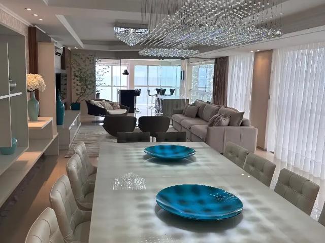 Apartamento para Locação em Itapema/SC Meia Praia 4 Quartos
